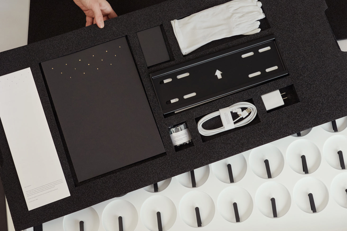 ClockClock 24 / White – Humans since 1982